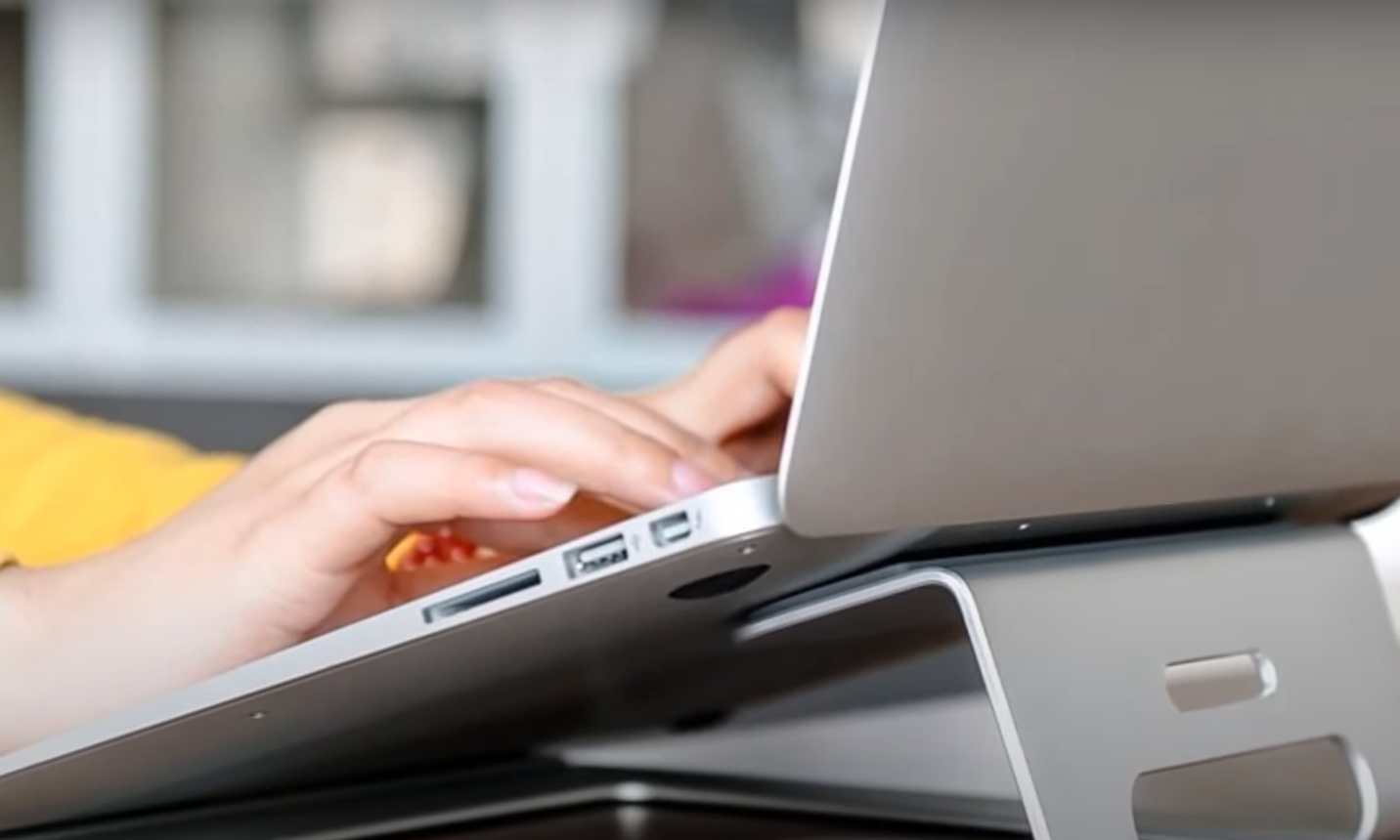 Top 5 Best Aluminum Laptops [January 2026 Review] - MetalProfy