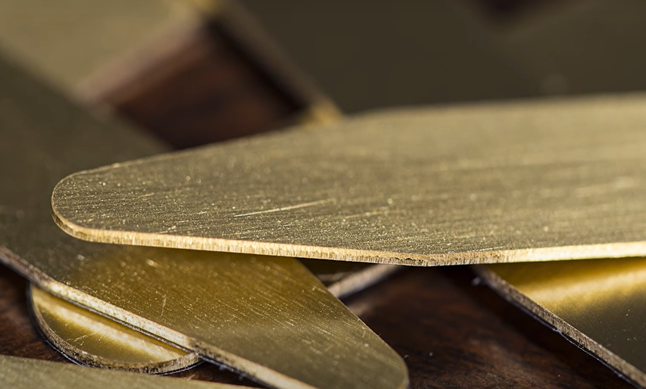 Top 5 Best Metal Collar Stays [December 2025 Review] - MetalProfy