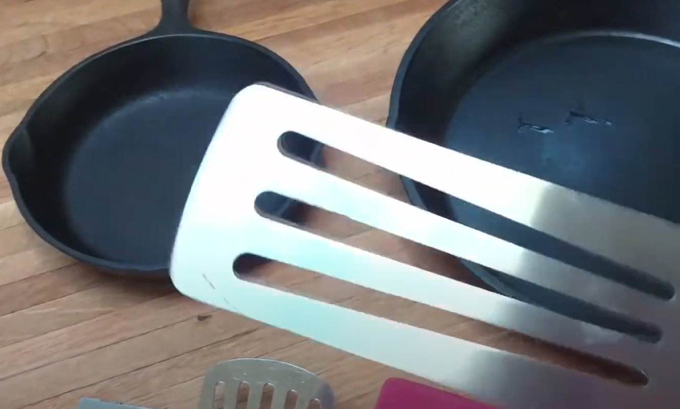 Can You Use Metal on Cast Iron? - MetalProfy