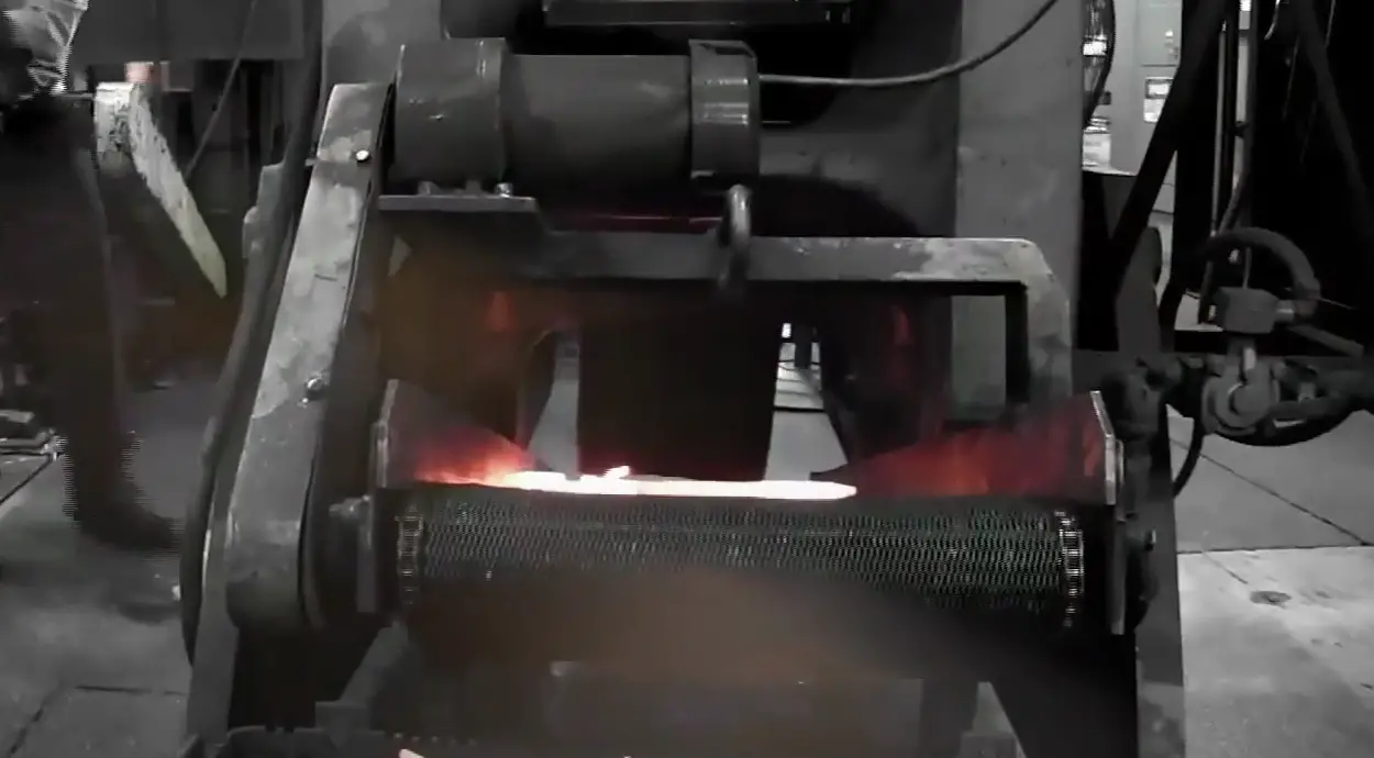 Cast vs. Forged Steel: Which is Better? - MetalProfy