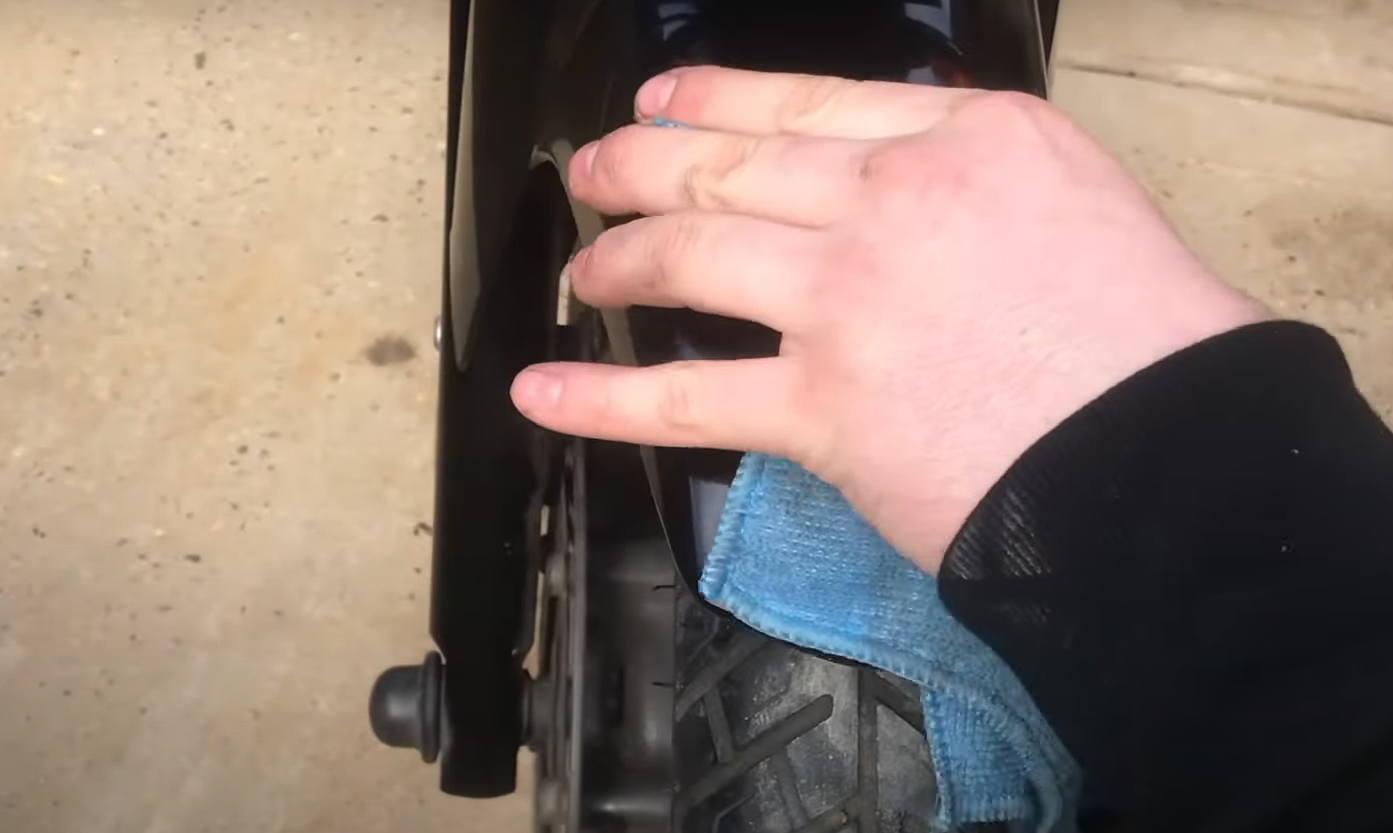 How to Get a Sticker off Metal? - MetalProfy