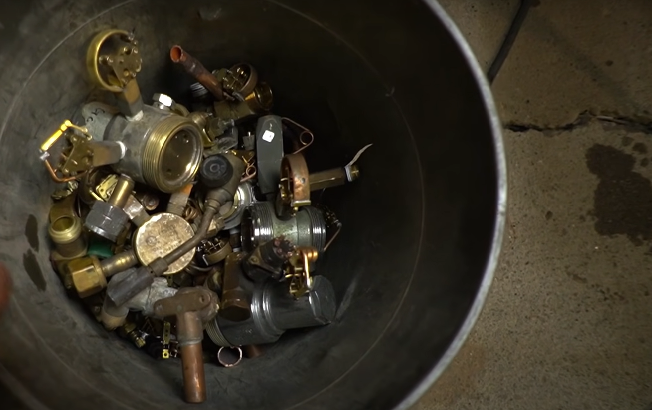 How to Save Space Through Scrap Metal? - MetalProfy