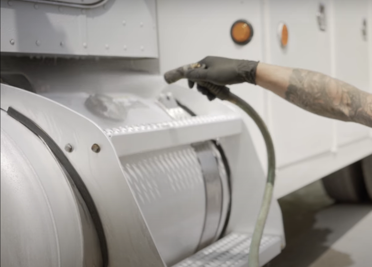 Will Muriatic Acid Clean Aluminum? - MetalProfy