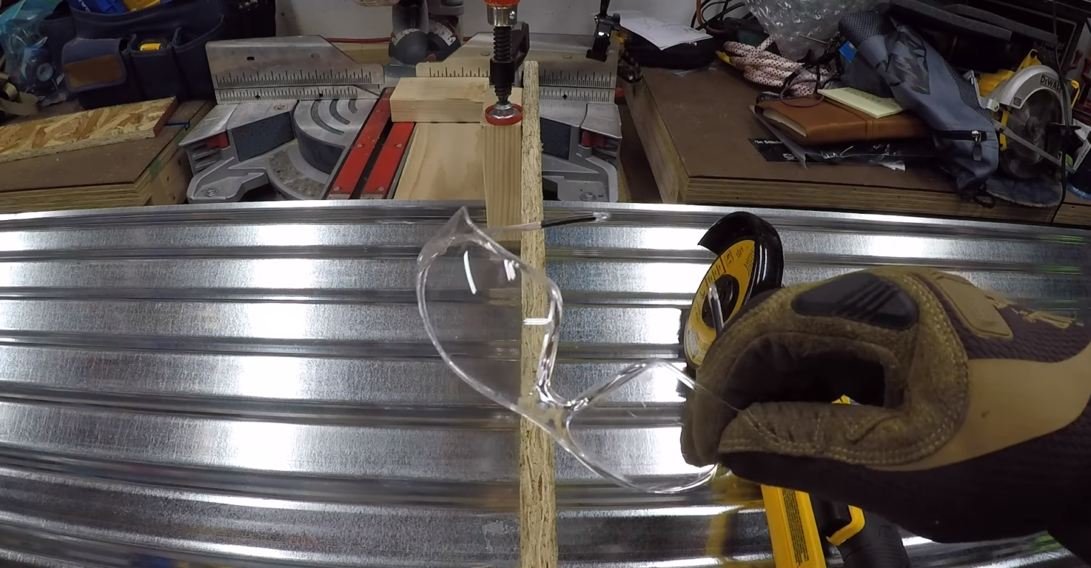 How to Cut Corrugated Metal? - MetalProfy